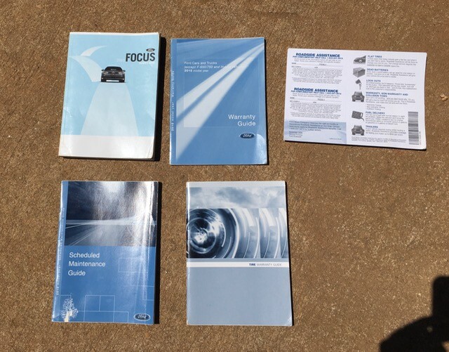 2010 Ford Focus Owners Manual Handbook Set *No cover* ~ B46 | eBay