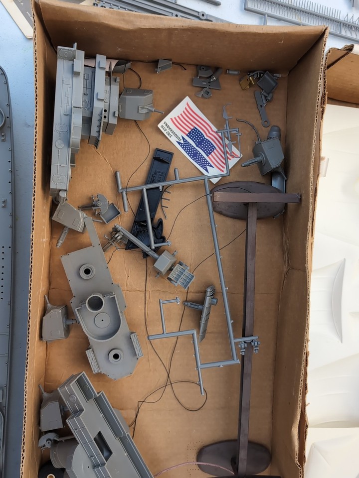 Vintage Lindberg Fletcher Class Blue Devil Destroyer Ship Model Kit. | eBay