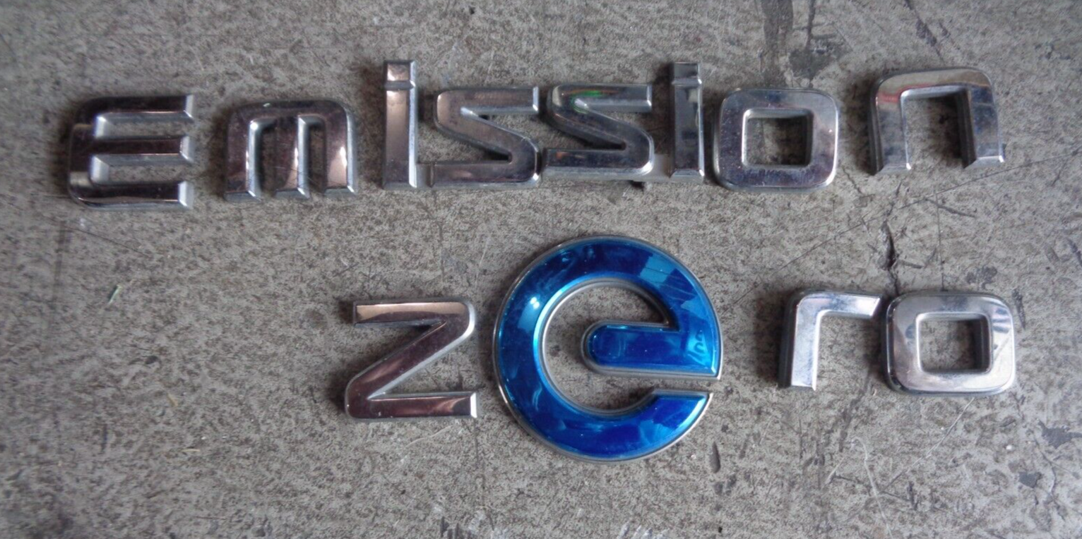 NISSAN LEAF ZERO EMISSION 2013-17 DOOR EMBLEM LOGO SIGN BADGE OEM USED ...