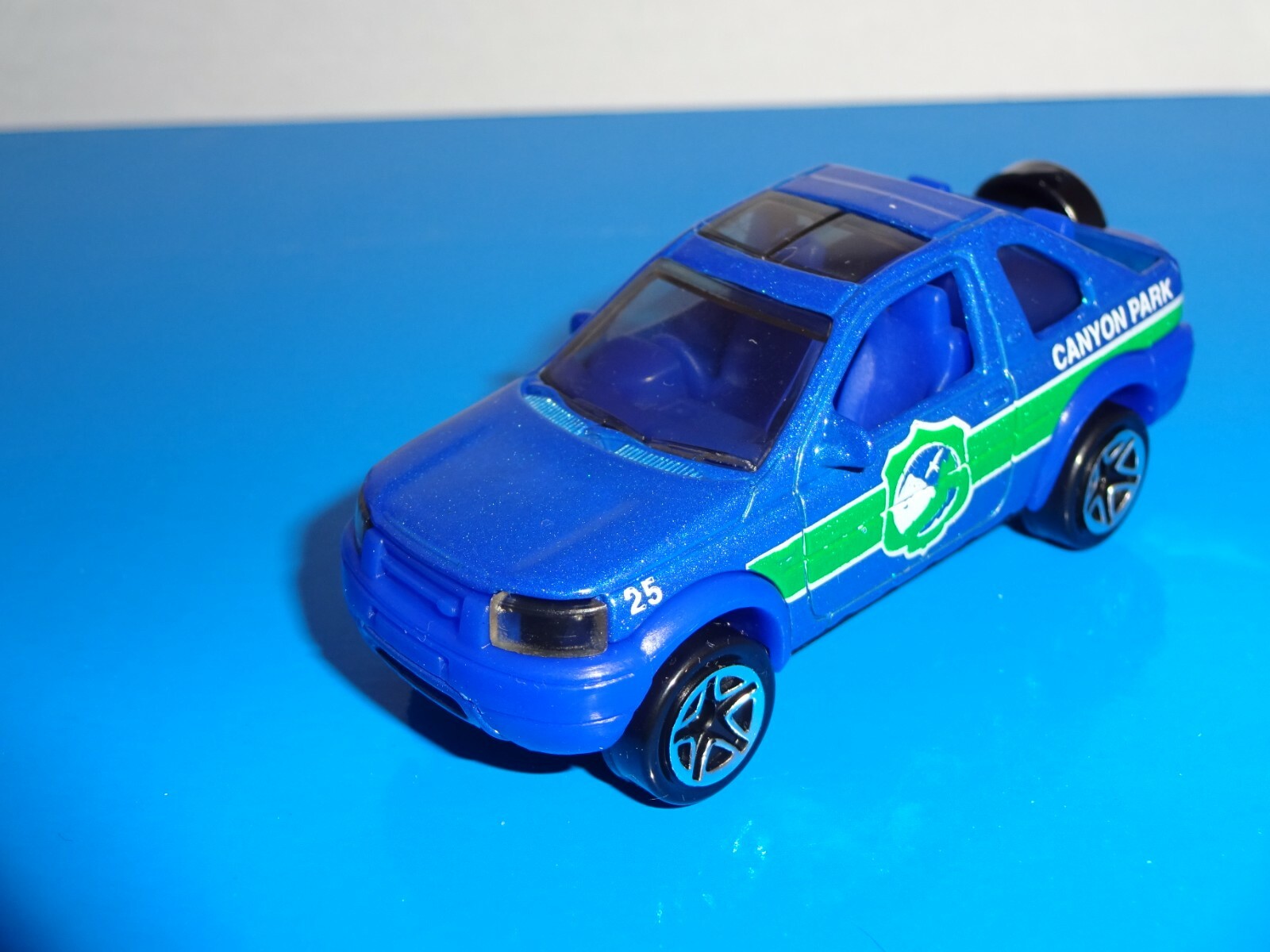 Matchbox 1 Loose Vehicle Land Rover Freelander Blue Canyon Park | eBay