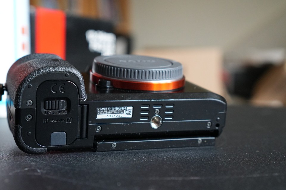 Sony Alpha A7 24.3MP Full Frame Body - Mint - Low Shutter 6,573 - 64GB ...