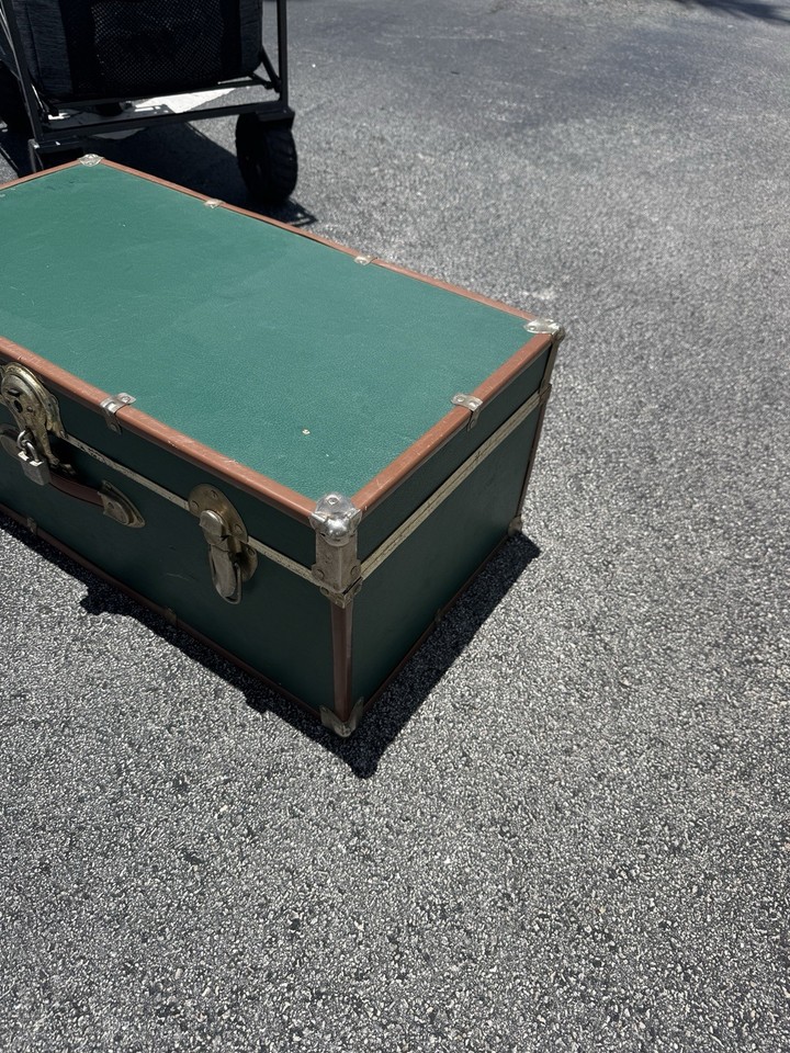 Vintage Concourse Travel Steamer Luggage black Rolling Trunk Chest ...