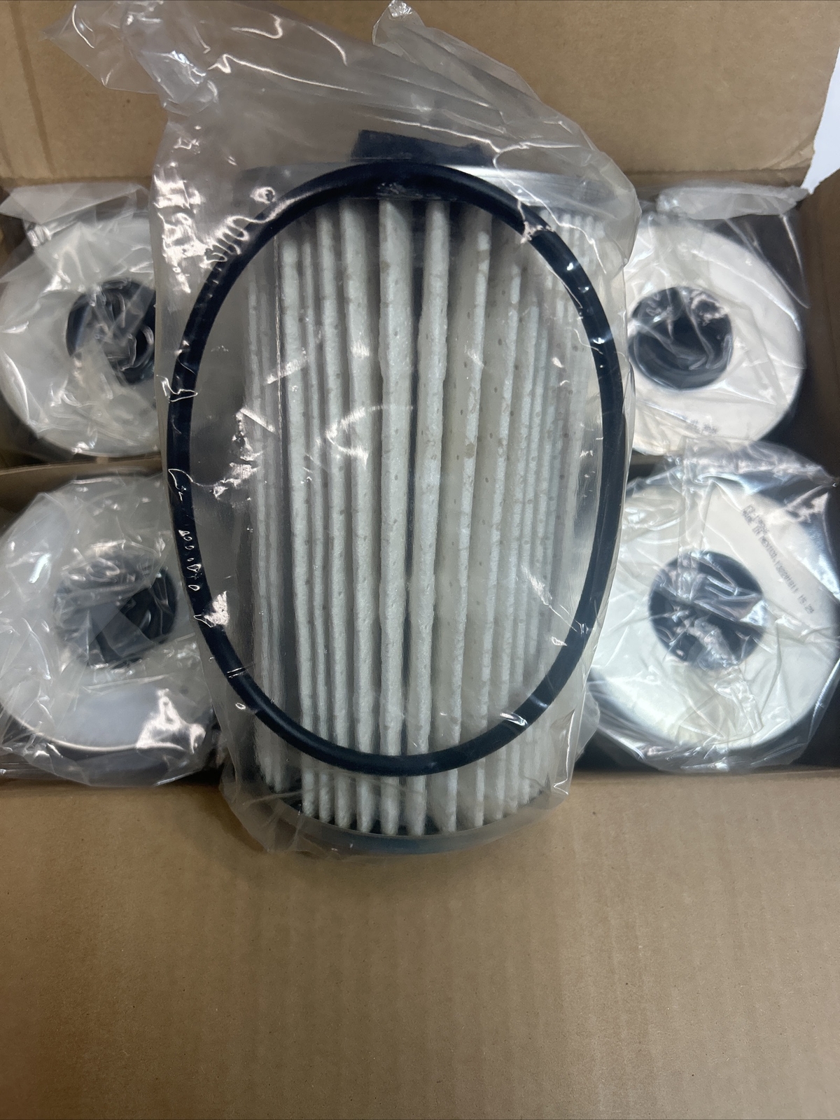 FLEETGUARD FS19558 - Fuel filter cross reference