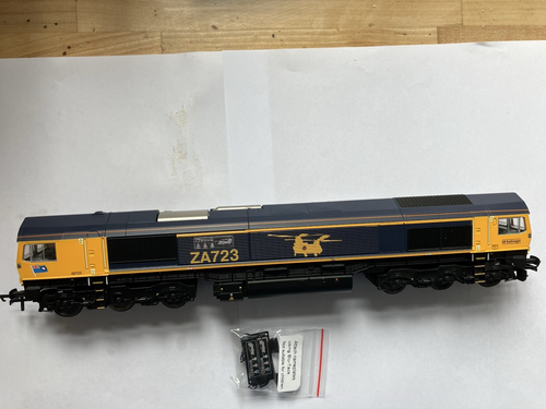 Hornby Railroad Plus R30429TXS GBRf Class 66 ‘Chinook’ 66723 With Sound ...