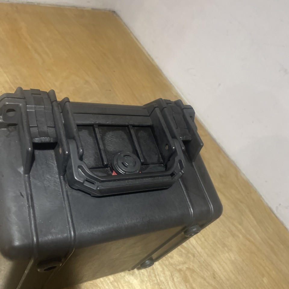 Pelican Protector 1300 Case Double Latches Waterproof O-ring Seal | eBay