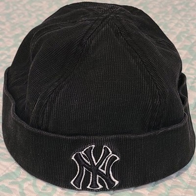 Vtg NewYork Yankees Black 6 Panel Skull Cap Brimless Short Cuff ...