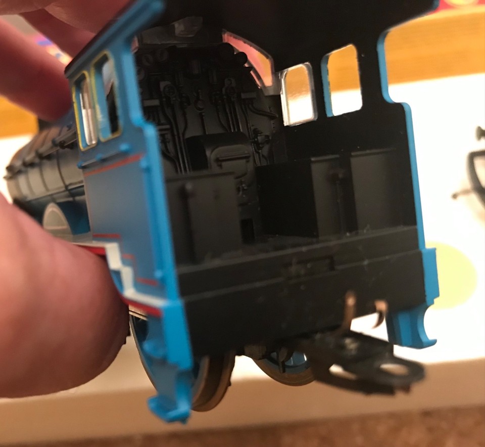 Hornby R9232 Thomas And Friends 4-4-0 Edward Locomotive No.2 OO Gauge ...