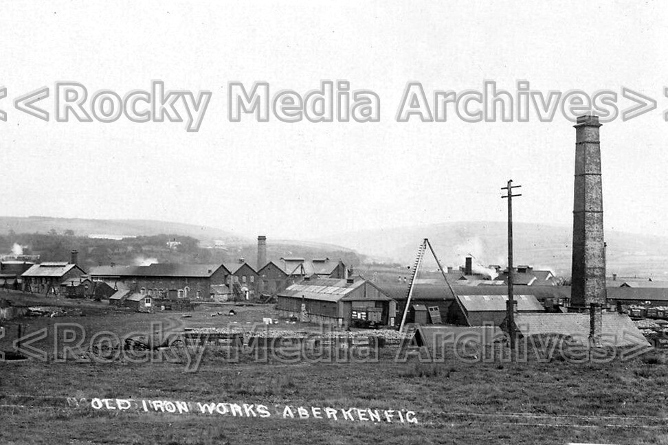 Ook-50 Old Iron Works, Aberkenfig, Wales 1910. Photo | eBay