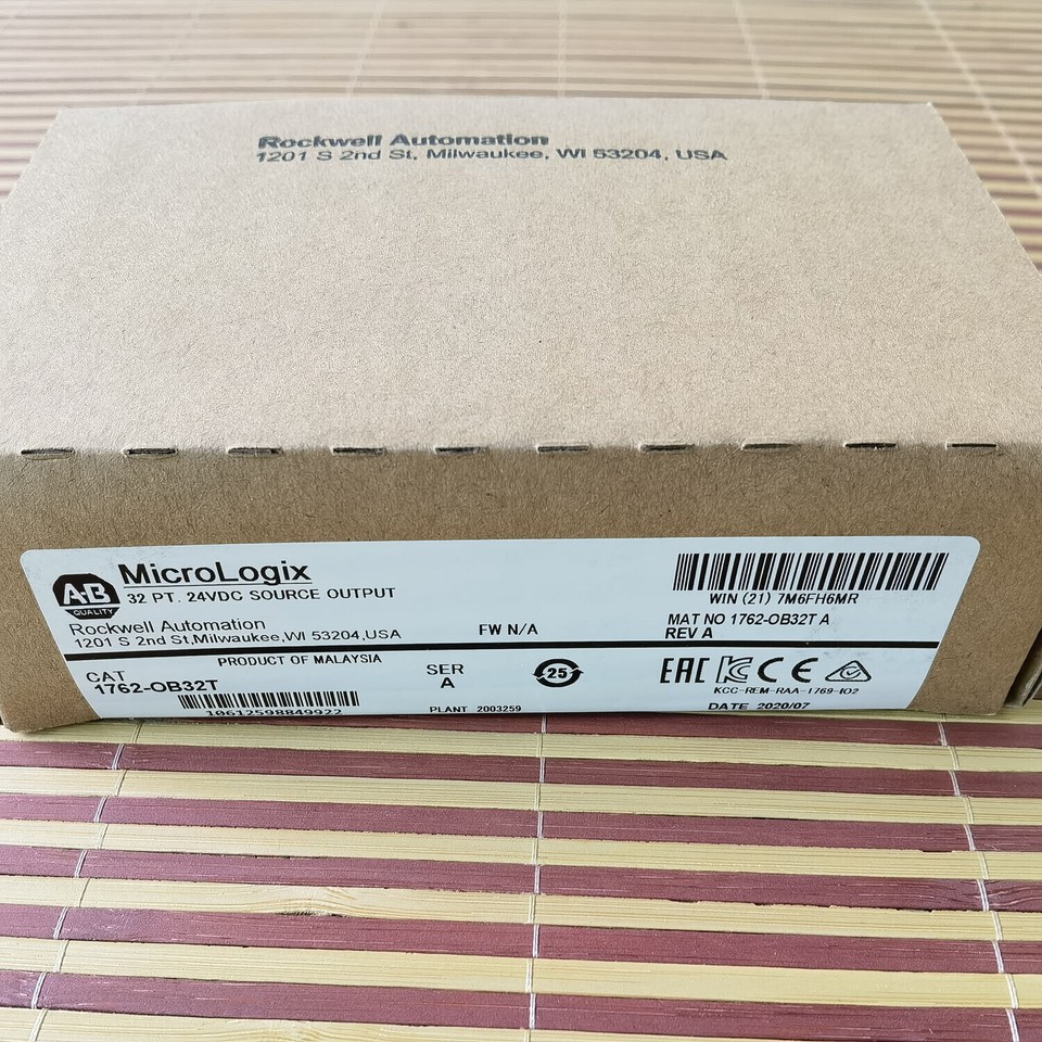 New Factory Sealed AB 1762-OB32T SER A MicroLogix 32 Point D/O Module ...