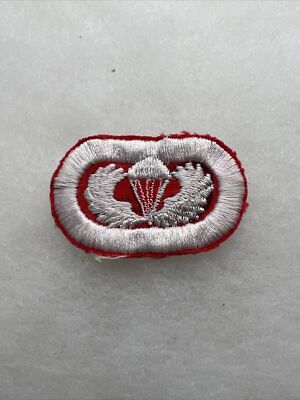 US Army 307th Airborne Engineer Parachutist Jump Oval Vietnamese Made ...