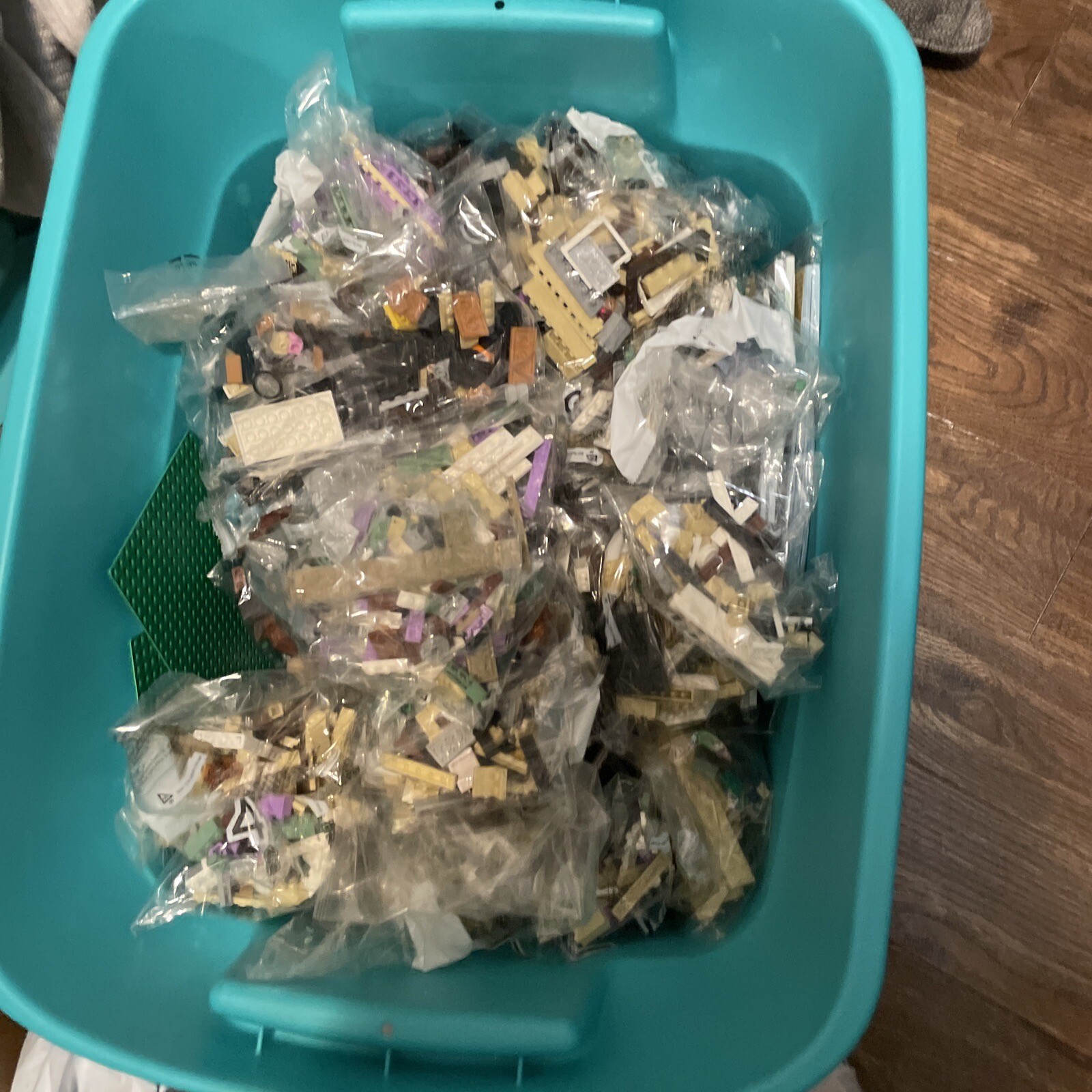 Huge Lot Of Assorted LEGOS - Over 6,500 Pieces! Brand New And Lots Of ...