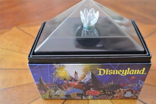 WHITE CLEAR Disney Main Street Electrical Parade LIGHT BULB Disneyland ...