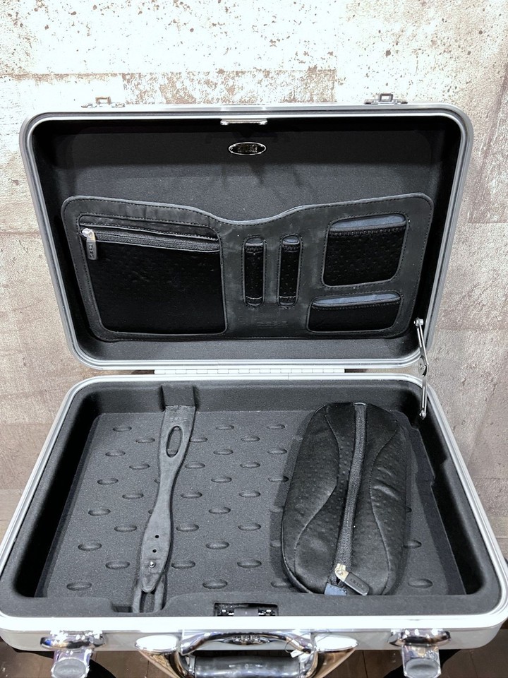 Auth Zero Halliburton Aluminum Attache Case with Shoulder Strap for PC ...