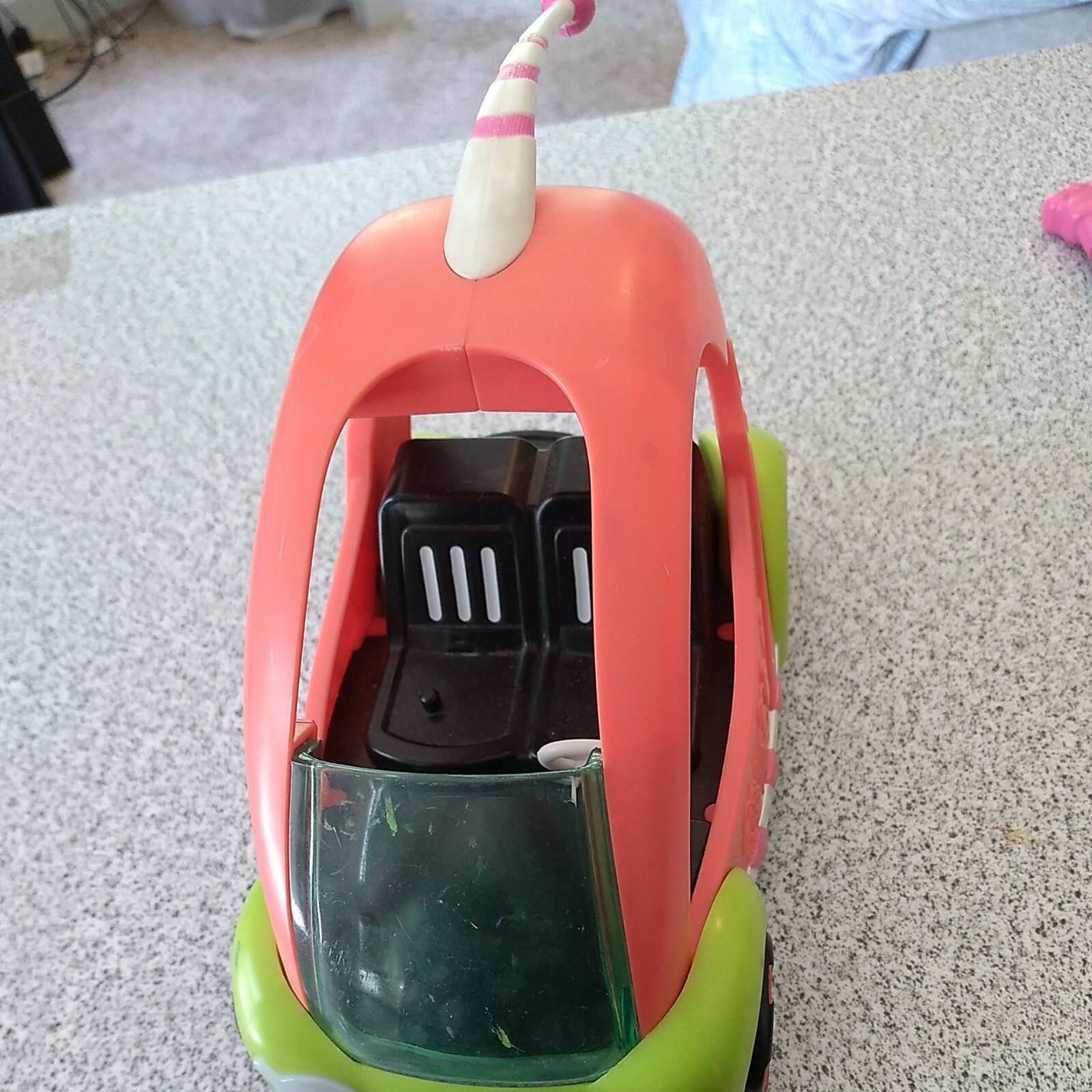 Littlest Pet Shop Speedy Tails RC orange remote control car pink green ...