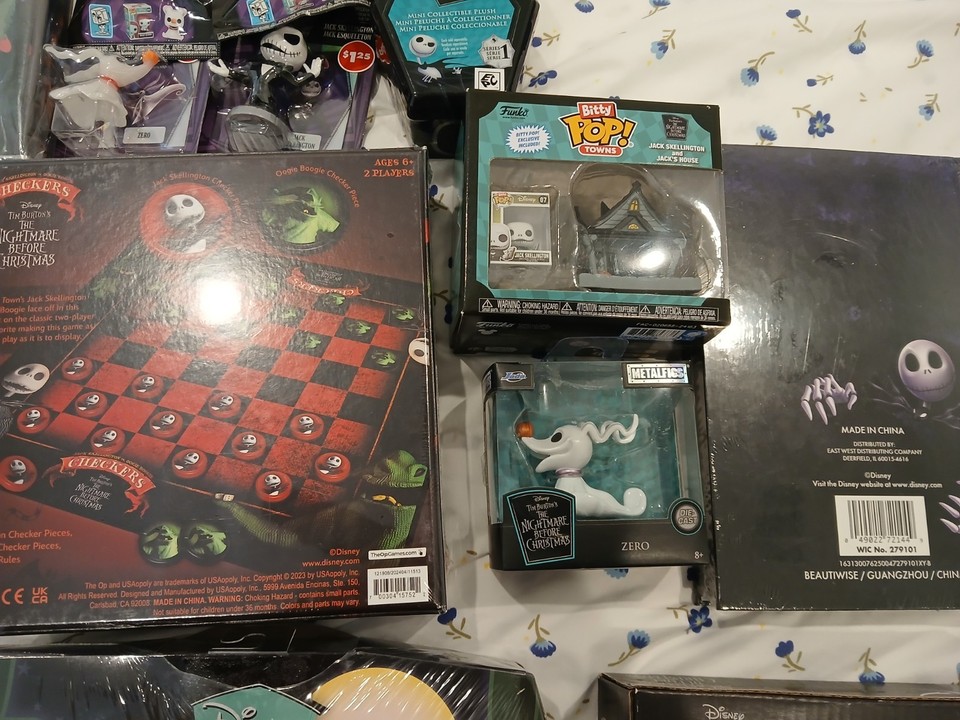 32 brand new sealed toys figures LEGO 2135 Nightmare Before Christmas ...