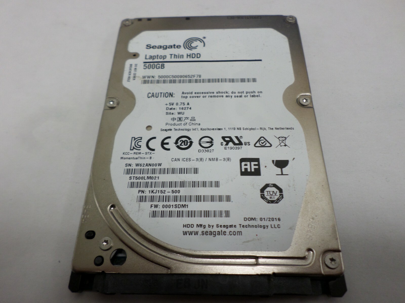 Seagate ST500LM021 2.5in. SATA 500GB SATA 6Gb/s Hard Drive P/N: 1KJ152 ...
