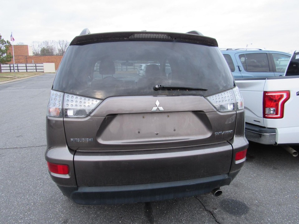 07 08 09 10 11 12 13 MITSUBISHI OUTLANDER GAS FUEL TANK PICK UP ONLY | eBay