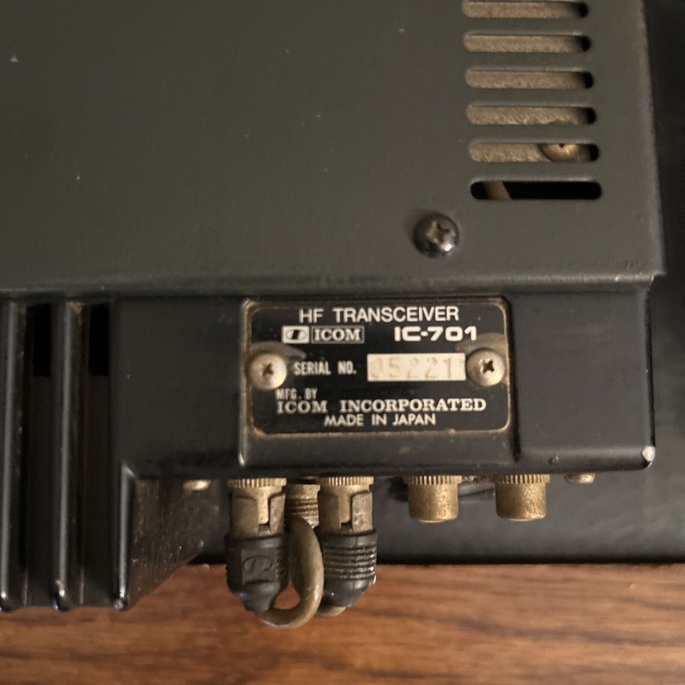 ICOM IC-701 HF All Band Transceiver W/IC-701PS Power Supply W/Boxes ...