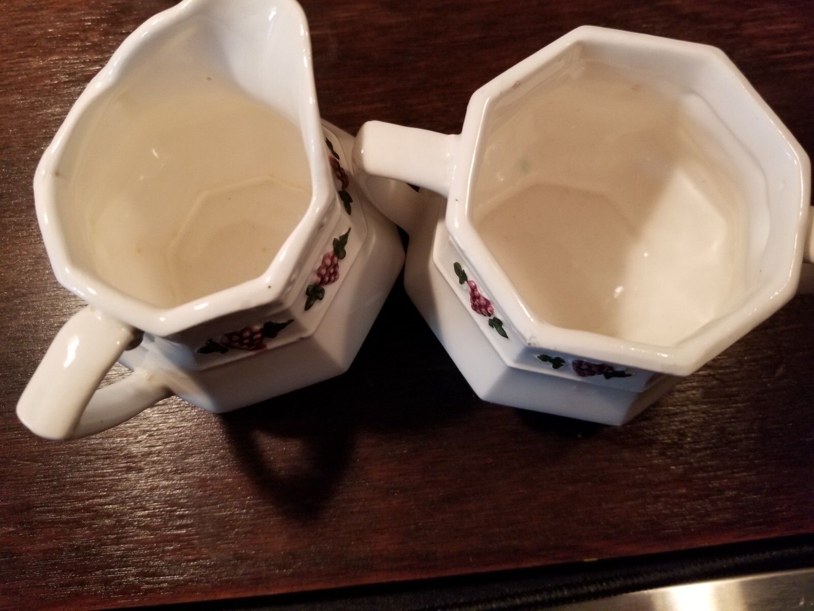 ENESCO WITH GRAPES SUGAR BOWL AND CREAM PITCHER e-3183 | eBay