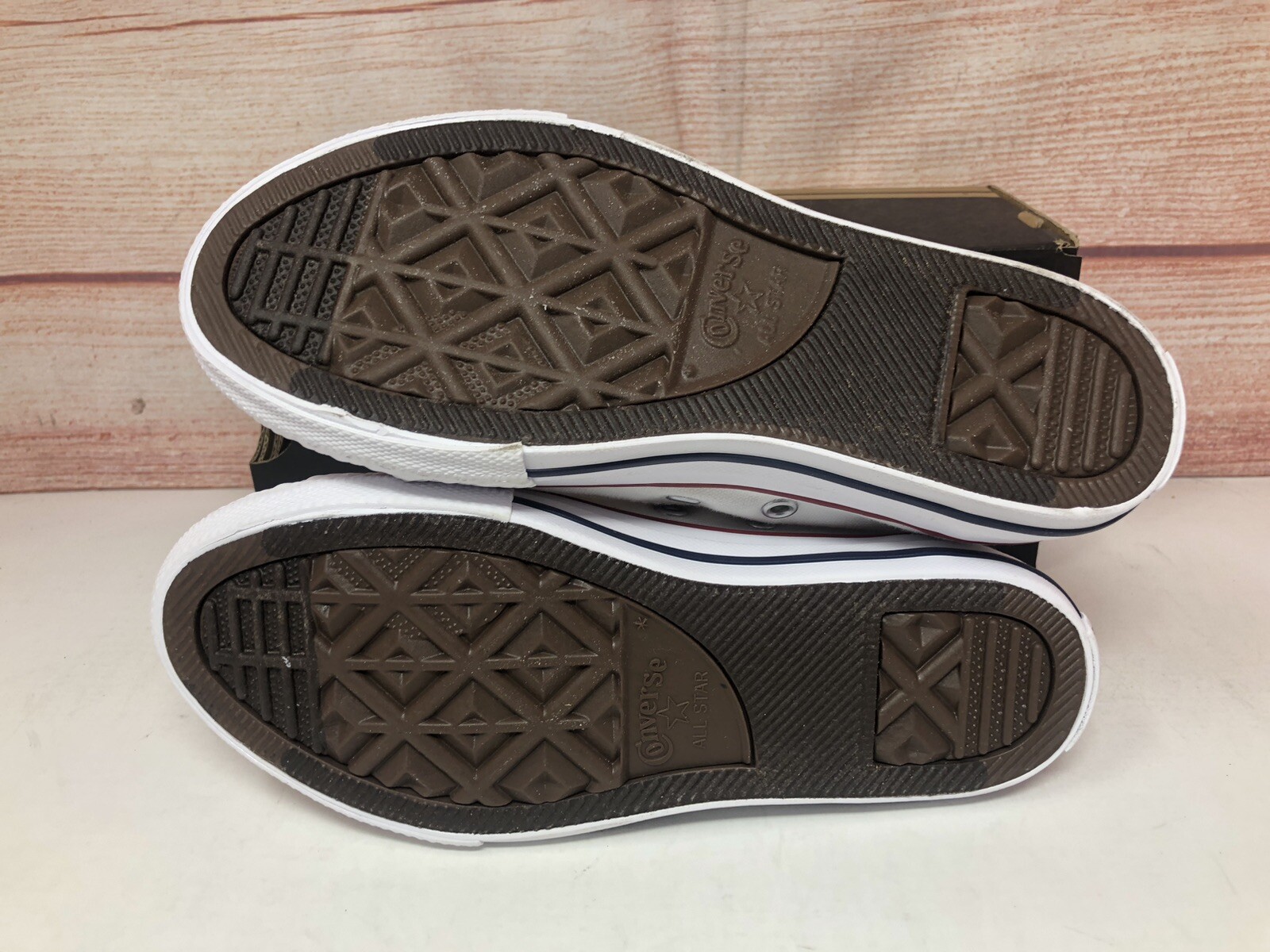 Converse Youth Chuck Taylor All Star Canvas Hi Top Sneaker 3J253 ...