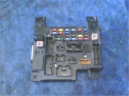 Mitsubishi Genuine Delica D5 Cv5W Fuse Box P42400-25016303 | eBay