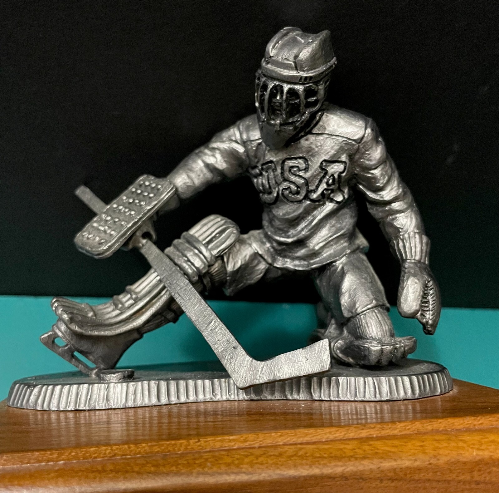 87 Michael Ricker Pewter USA Olympic Hockey Goalie Stick Puck Player ...