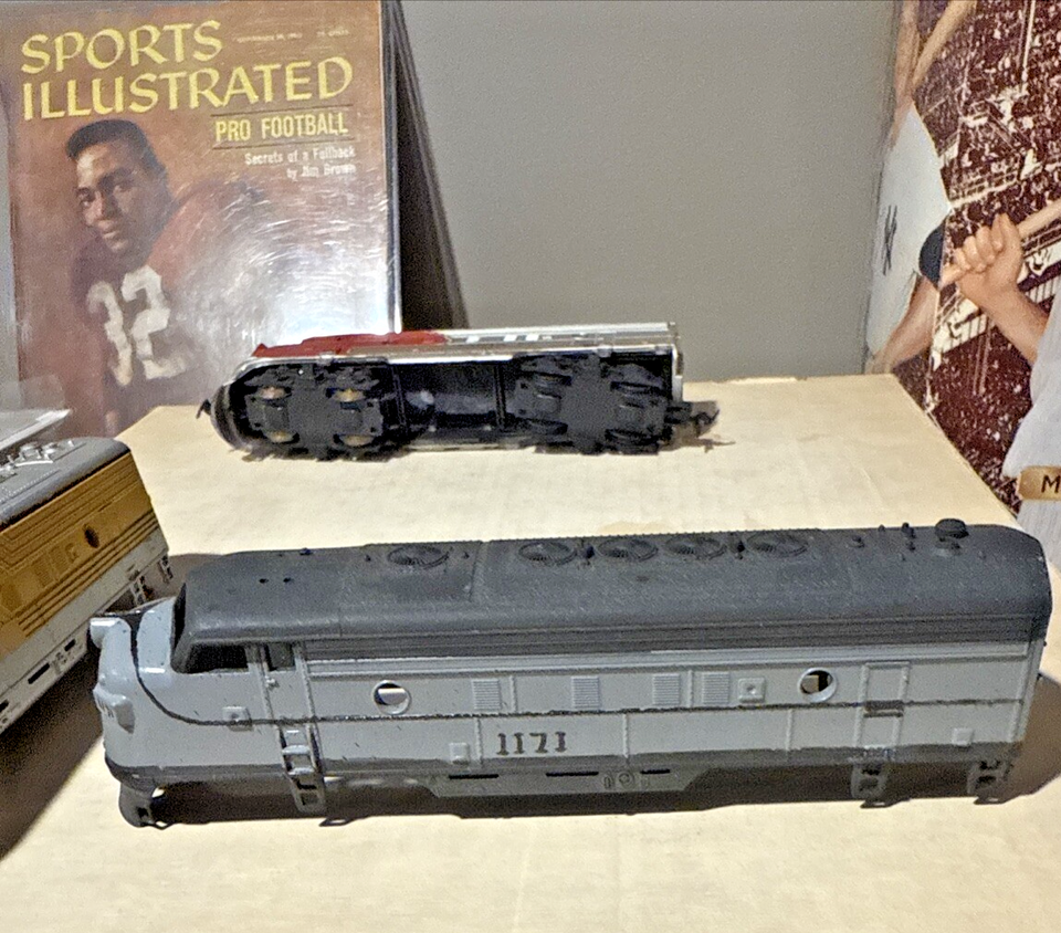 4 pcs HO scale Engines shells | eBay