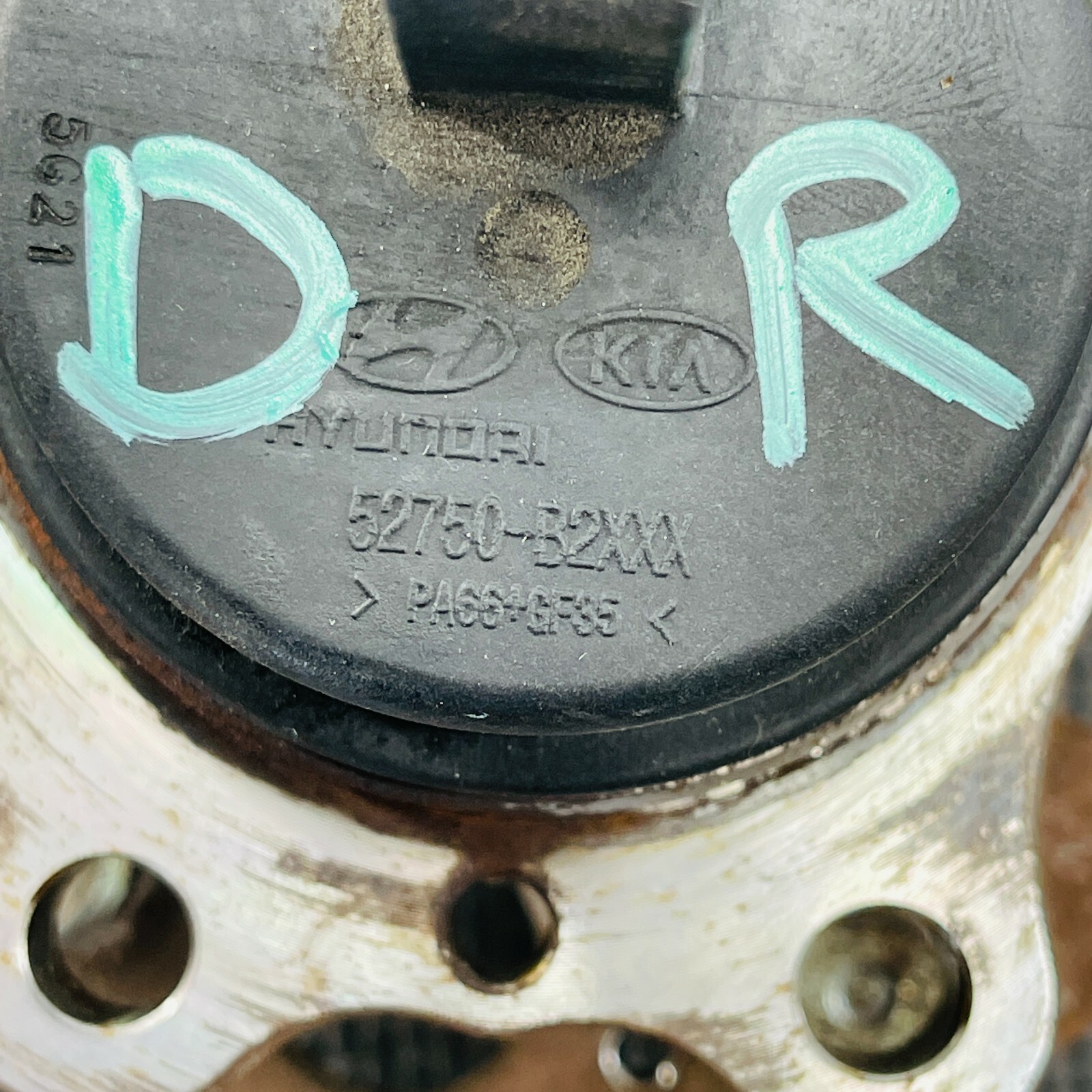 2014 - 2019 Kia Soul Driver Left Rear Wheel Hub OEM 52750-b2xxx for ...