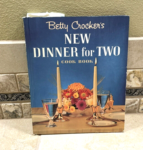 Betty Crocker DINNER for TWO Cookbook HB 1958 First Ed 1st Print Wire ...