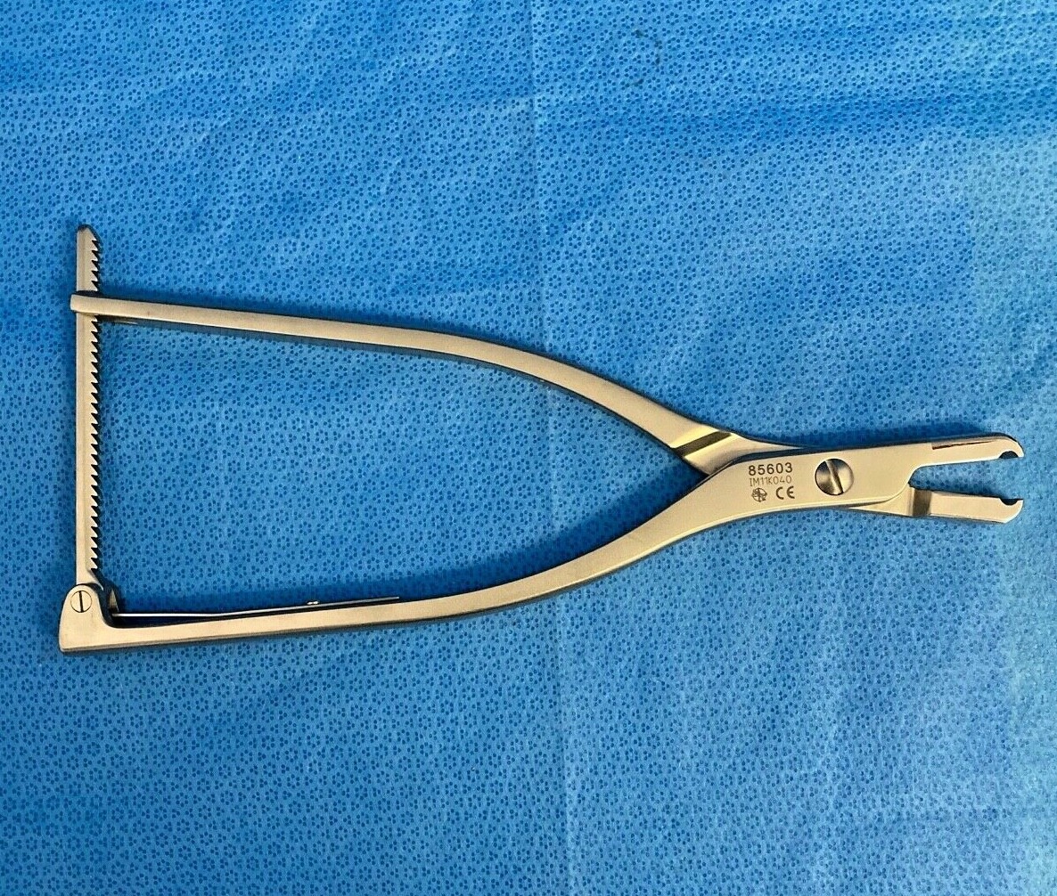 Medtronic 85603 CD Horizon 5mm Rod Gripper Neurology Orthopedic Spine ...