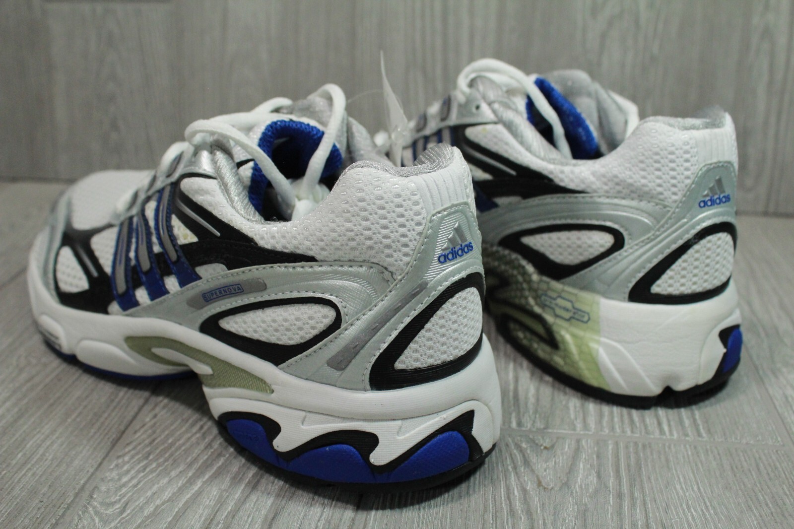 New Rare Vintage Adidas Supernova 2005 White Blue Running Shoe Mens SZ ...