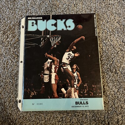 Milwaukee Bucks Vs Chicago Bulls Game Program December 13, 1973 | eBay