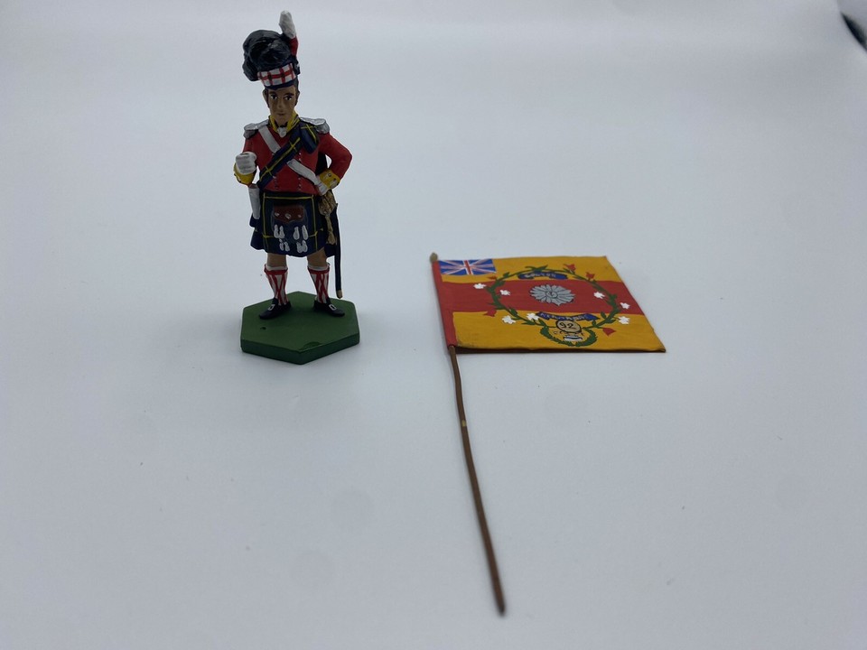 NIENA ST. PETERSBURG Russia Metal SOLDIER FIGURE Hand Painted w/Banner ...