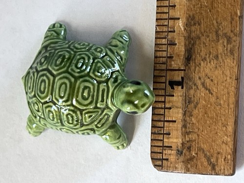 Hagen Renaker Miniature Turtle Figurine Green .5 “ Tall Cute Detailed ...