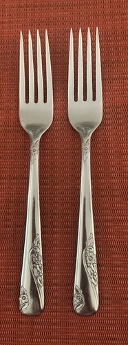 Vintage Everbrite FAVORITE Glossy Stainless DINNER FORK 7-1/4”Set of 2 USA | eBay