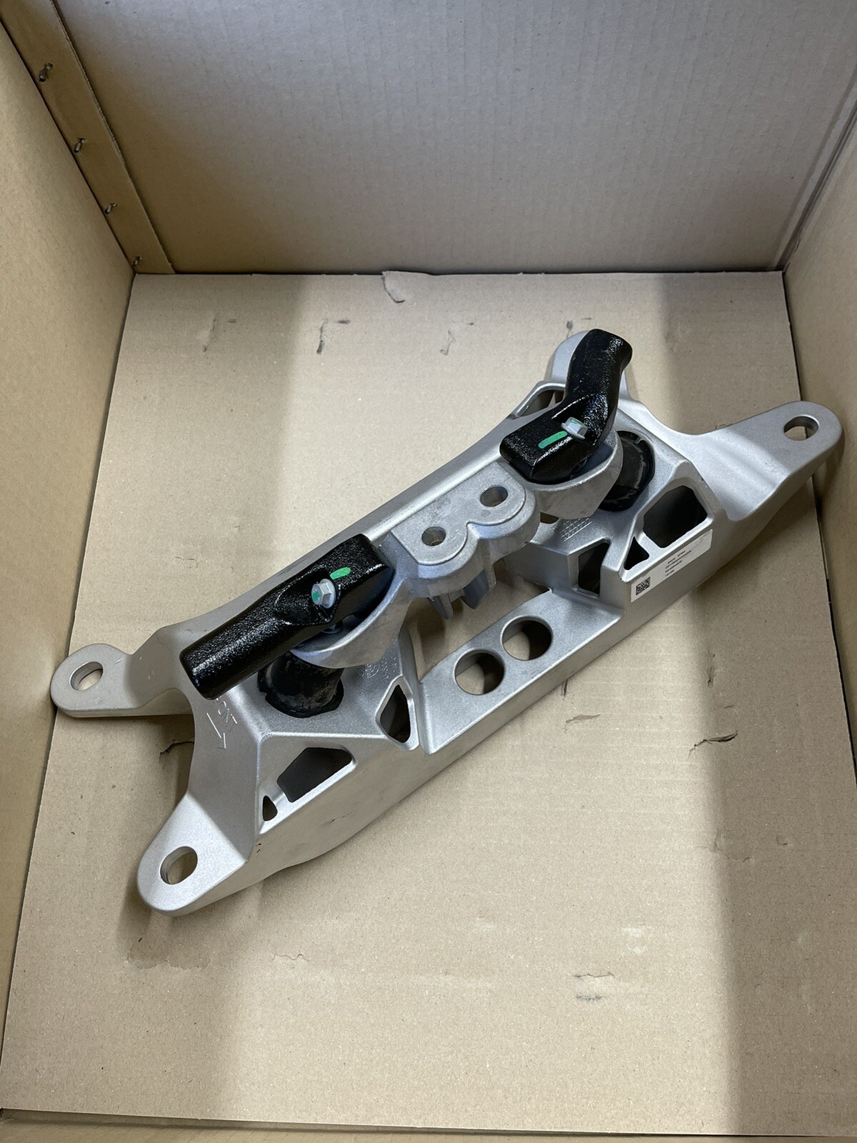 Cadillac GM OEM 16-18 CT6-Transmission Mount 84049784 | eBay