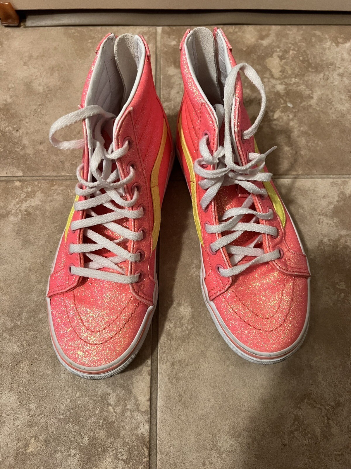 vans sk8 hi girls 1.5 shoes. EUC. Worn One And Outgrown! | eBay