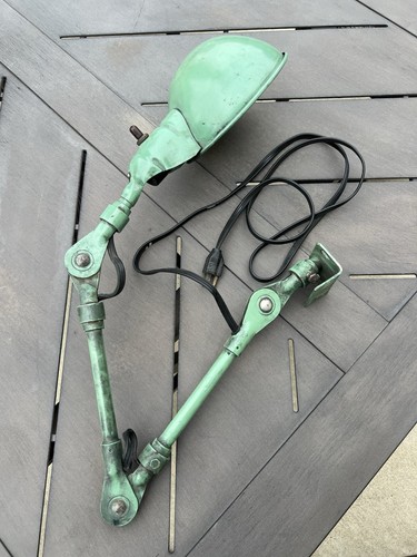 VTG Unbranded Articulating green Industrial Shop Bench Lamp Light ...