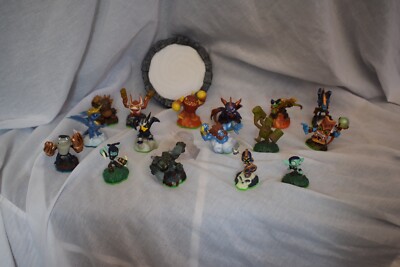 Skylanders Lot Of 17 Figures And Power Base, Excellent Condition | eBay