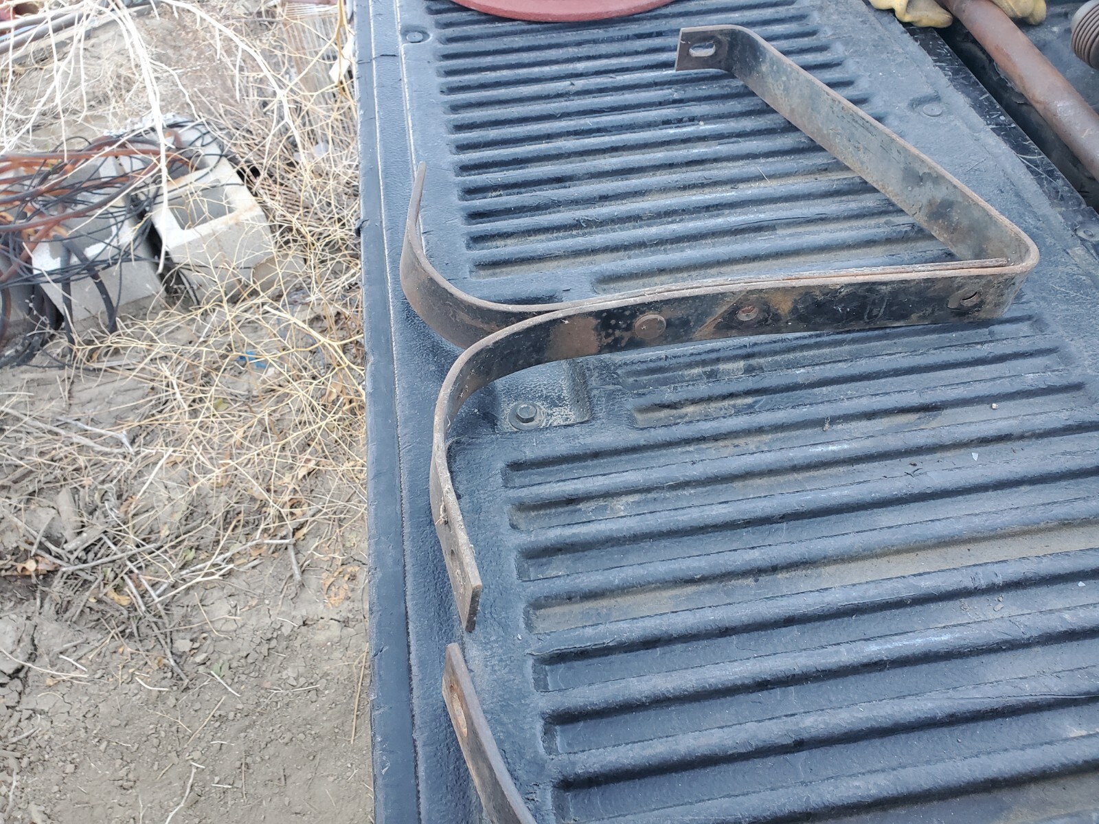 1949 1950 1951 1952 Chevy Car Rear Bumper Brackets 49 50 51 52 ...