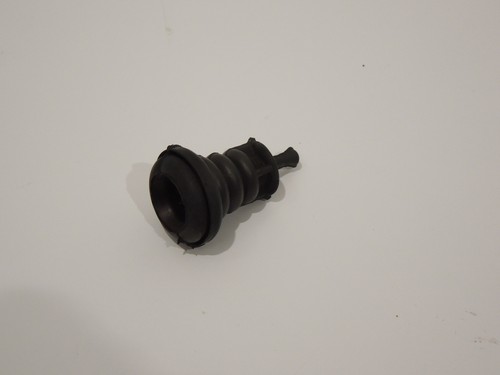 Audi A3 Cabriolet 8P Bonnet Release Cable Rubber Grommet Bung New ...