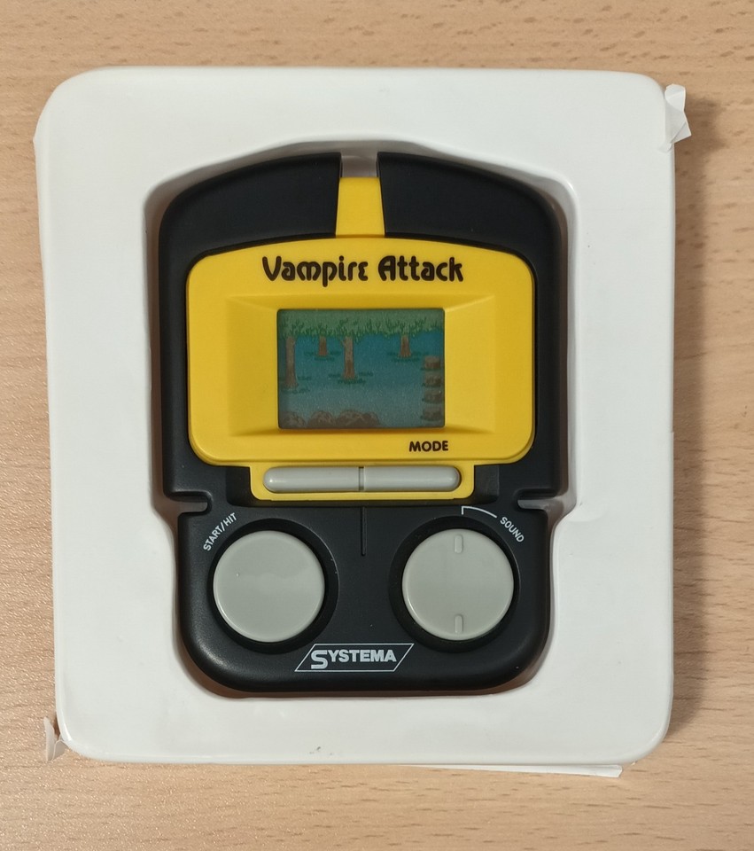 Systema Vampire Attack Vintage 90s LCD Game Original Box, Instructions ...