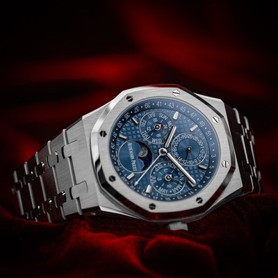 2025 Audemars Piguet Royal Oak Perpetual Calendar Blue Dial 26674ST.OO ...