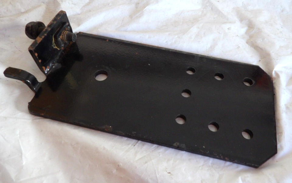 Signal Stat 5010 Series LH Tail light universal Heavy Duty Frame Mount ...