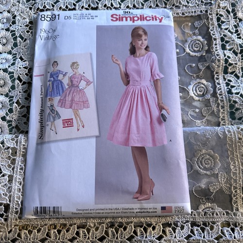 Simplicity 8591 Vintage 1960s Full Skirted Party Dress w Belt Sz 4-12 ...