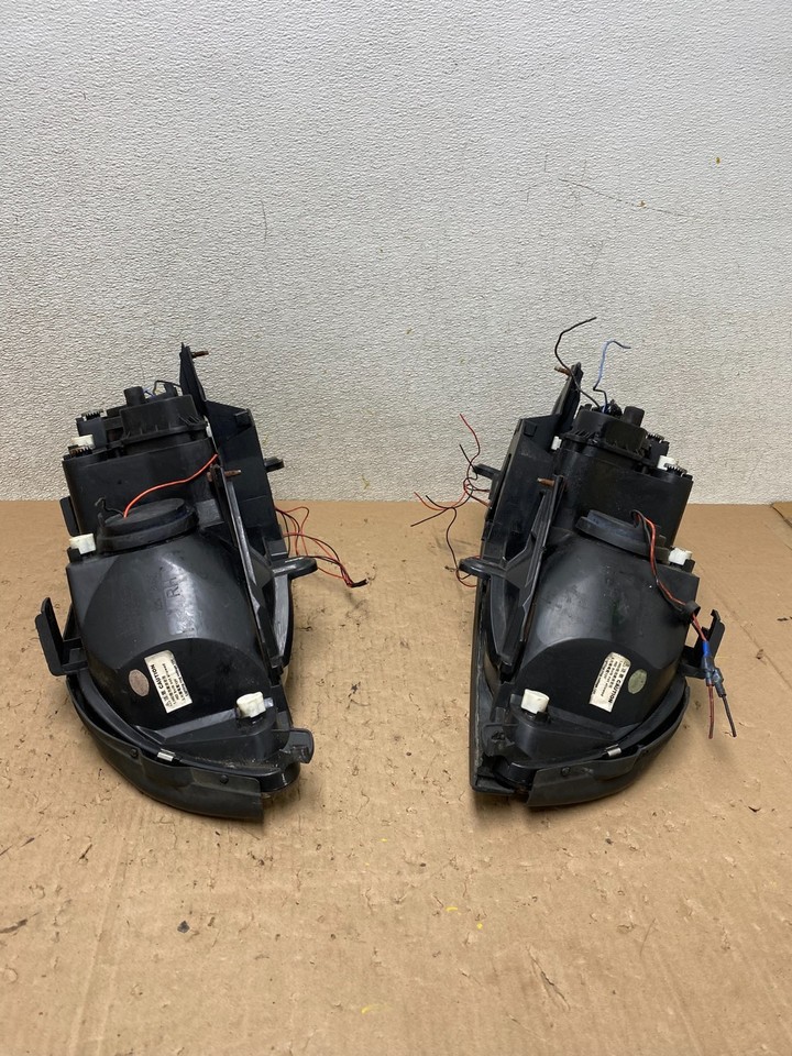 2000-2003 BMW X5 E53 LED Left+Right Set LED Projector Headlight R6549 C ...