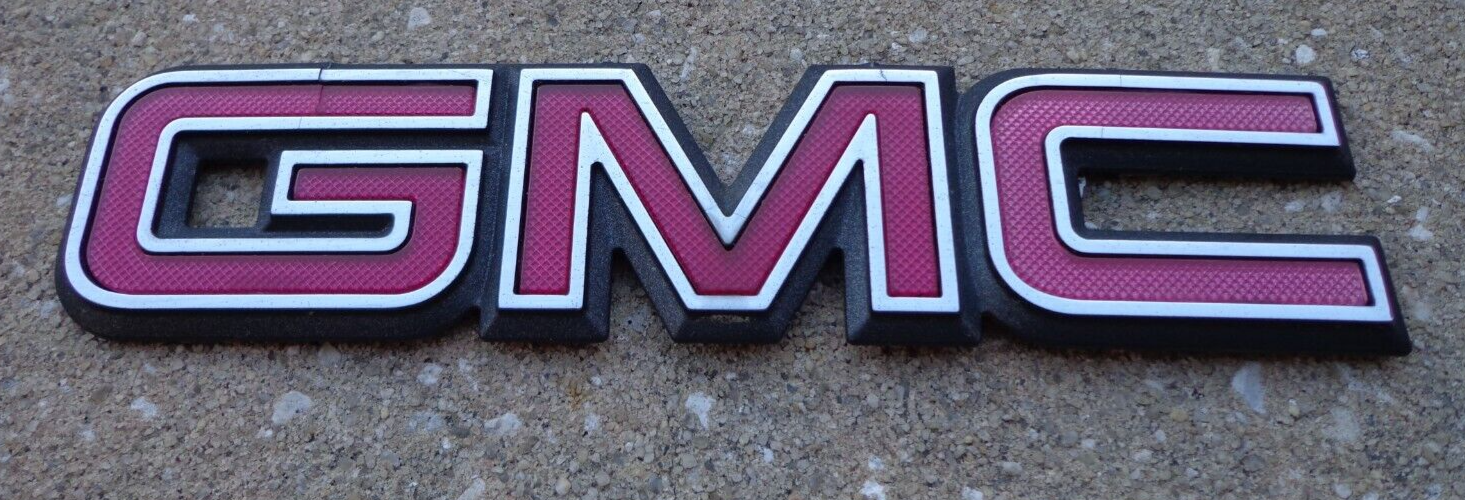 GMC emblem badge logo script symbol Yukon Denali Envoy Sierra OEM ...