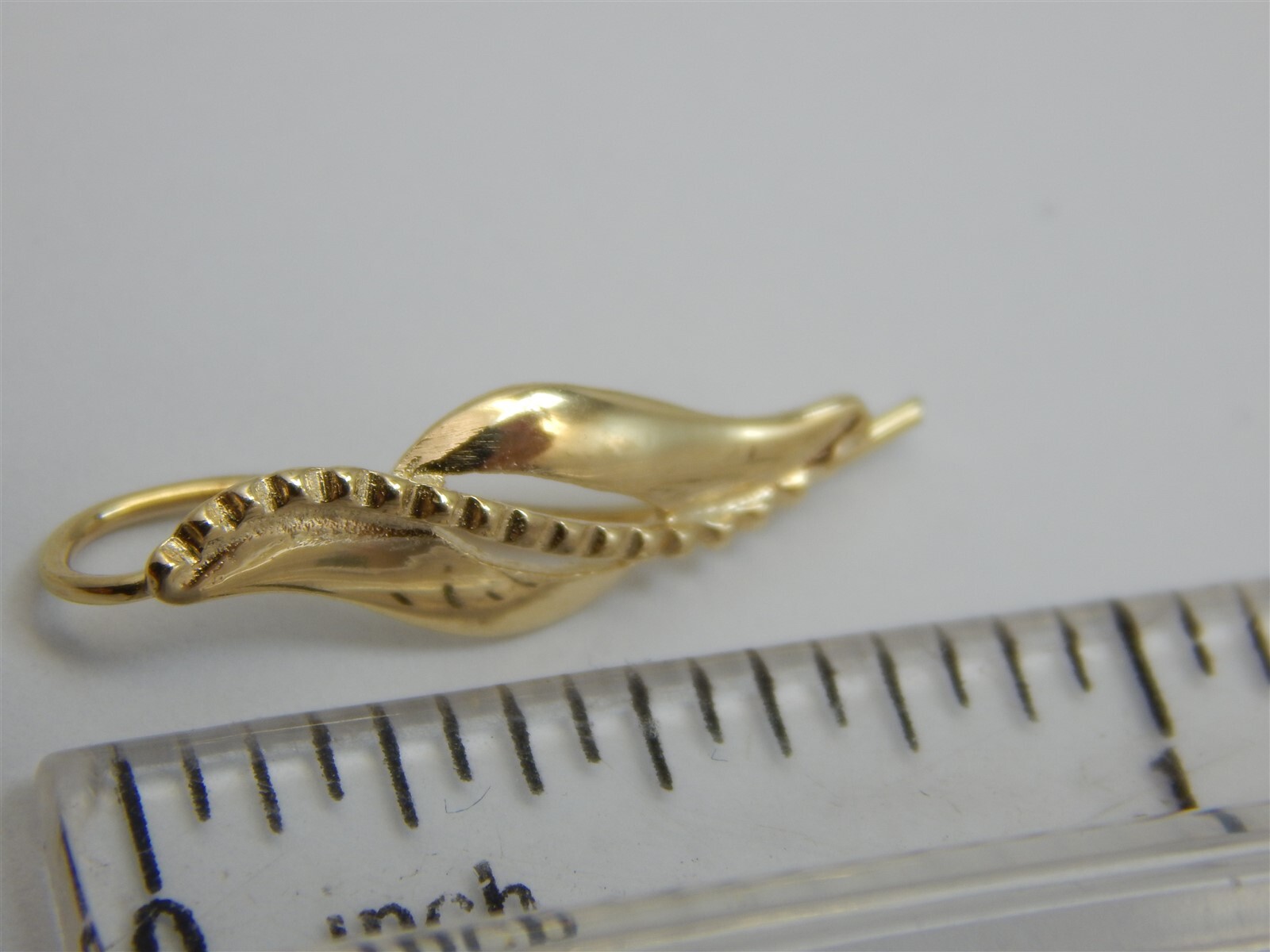 14K YELLOW GOLD LEAF SHAPE FISH HOOK EARRINGS LIGHTWE… - Gem