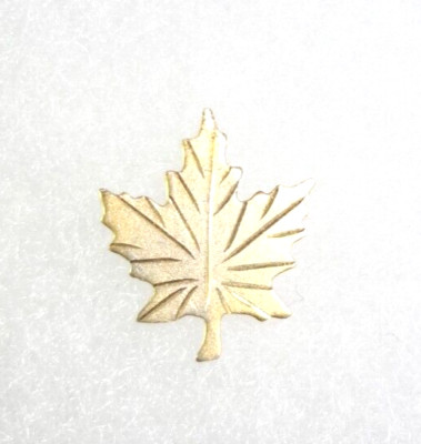 Vintage BOND BOYD Sterling Vermeil Small 3/4 Inch Tall Maple Leaf Pin ...