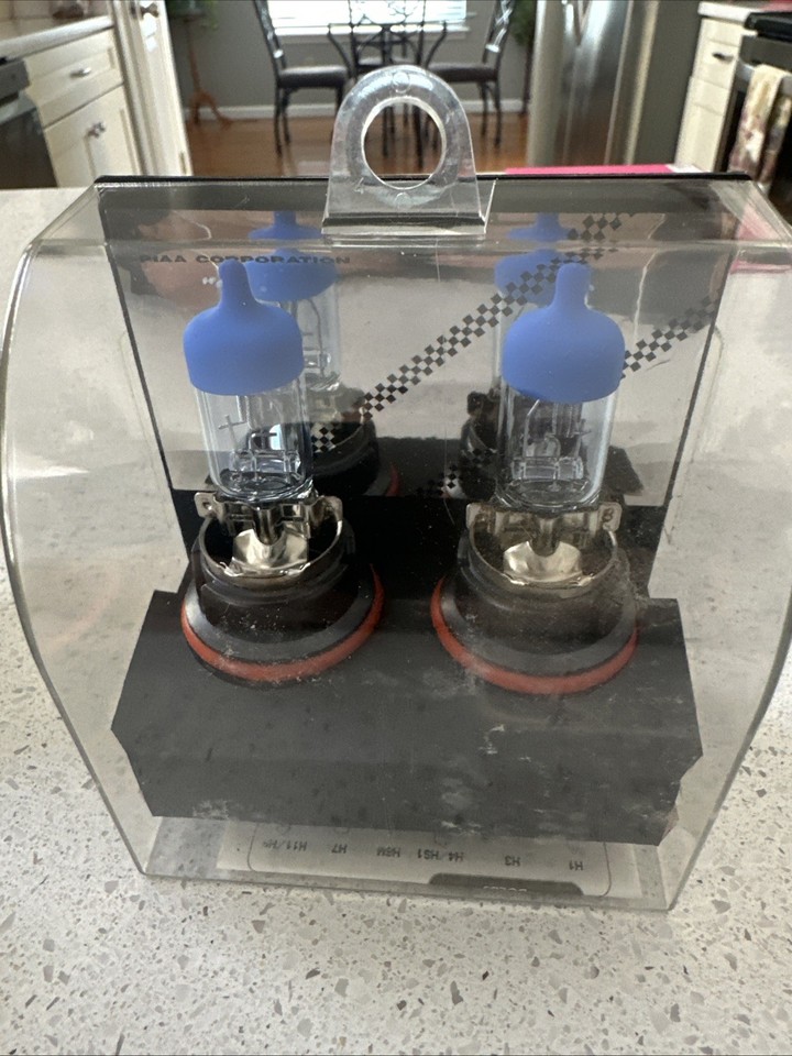 PIAA 9007 (HB5) Xtreme White Plus Twin Pack Halogen Bulbs Part # 19617 ...